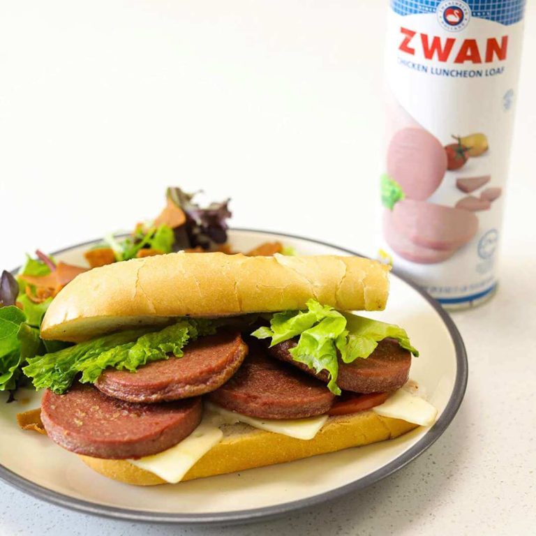 Zwan Chicken Luncheon Meat Halal 29.8 oz. - Albazaar Market